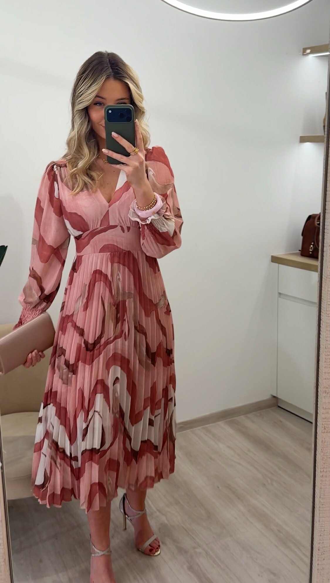 Femme (Robes et Robe pulls) – Page 4